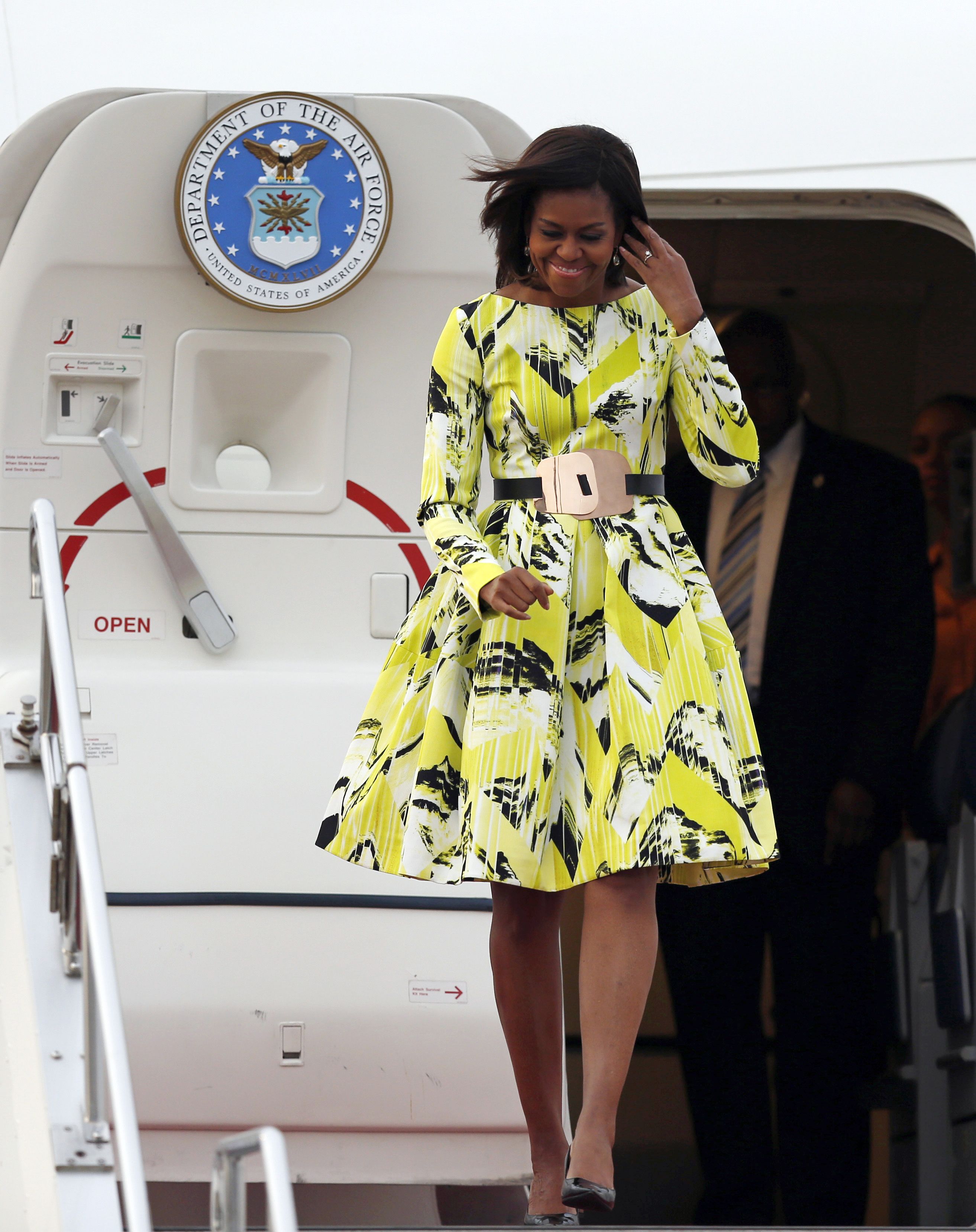 FLOTUS Fresh - Mrs. - Image 3 from Michelle Obama Goes Global for Let ...