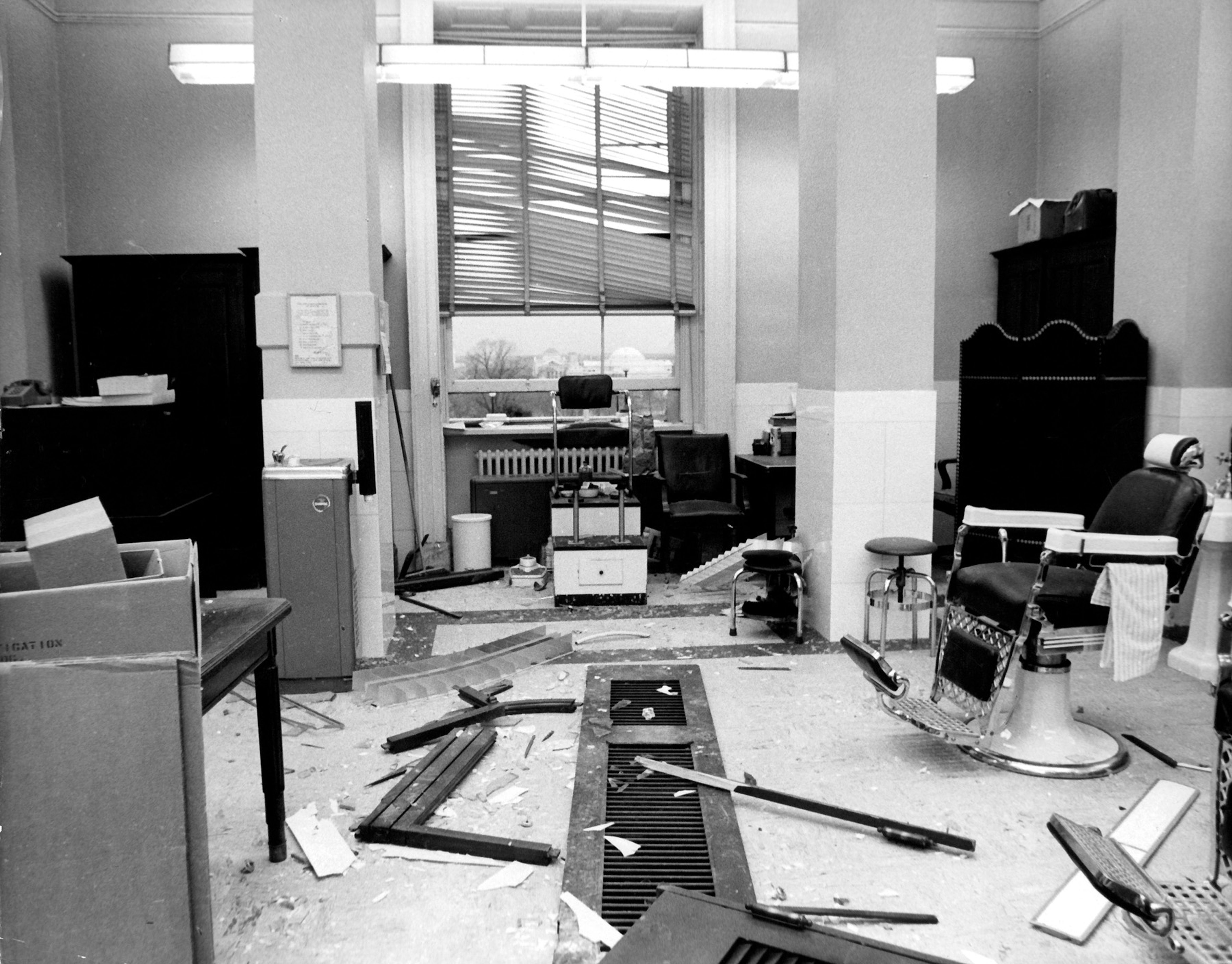U.S. Capitol Building - - Image 18 from History of U.S. Bombings ...