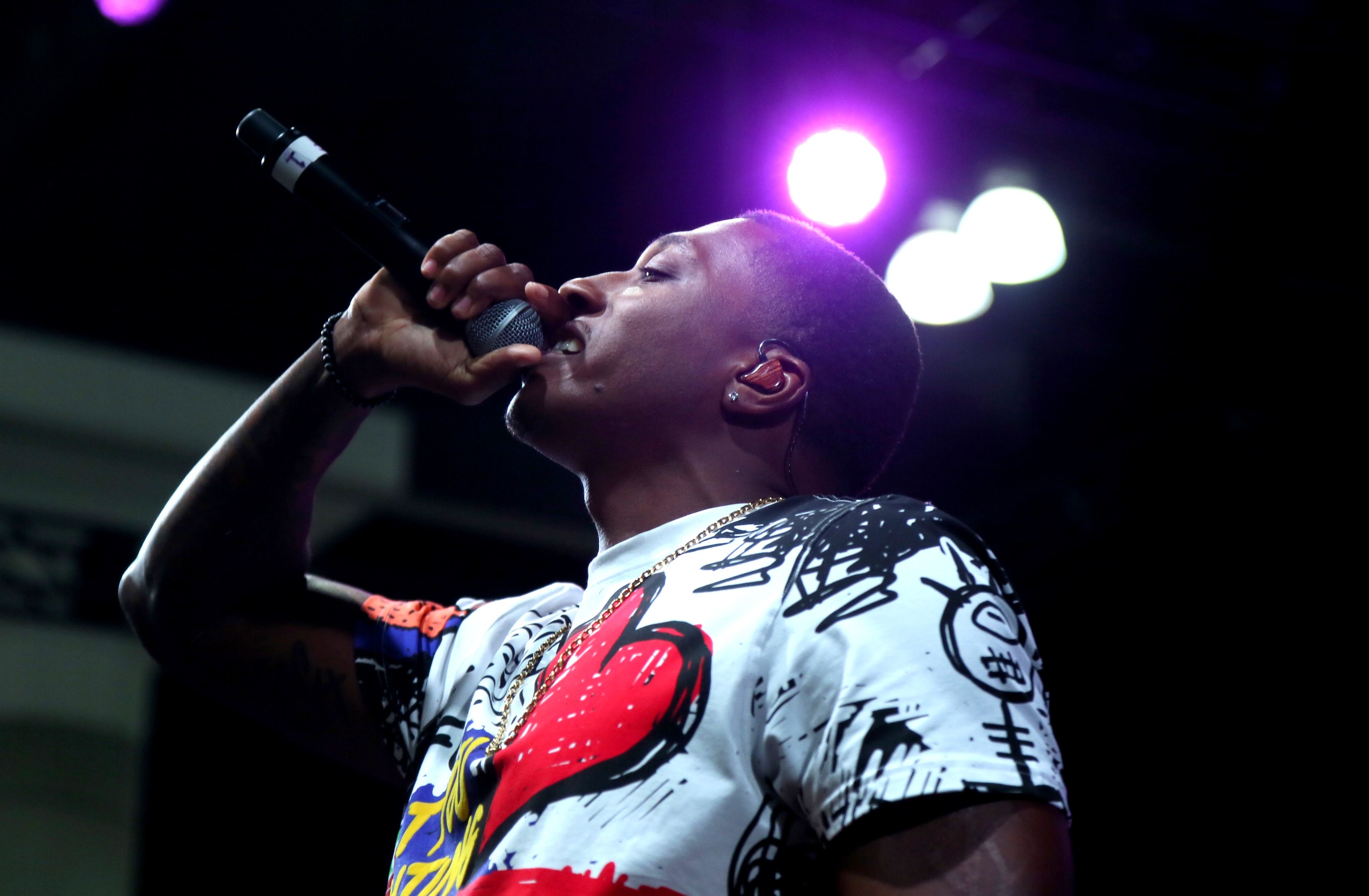 Lecrae - With his - Image 16 from Taking the Stage: 2016 Hip Hop Awards ...