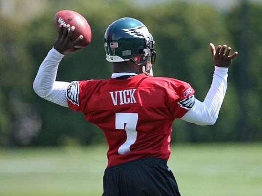Michael Vick - In - Image 7 from Meet Michael Vick | BET