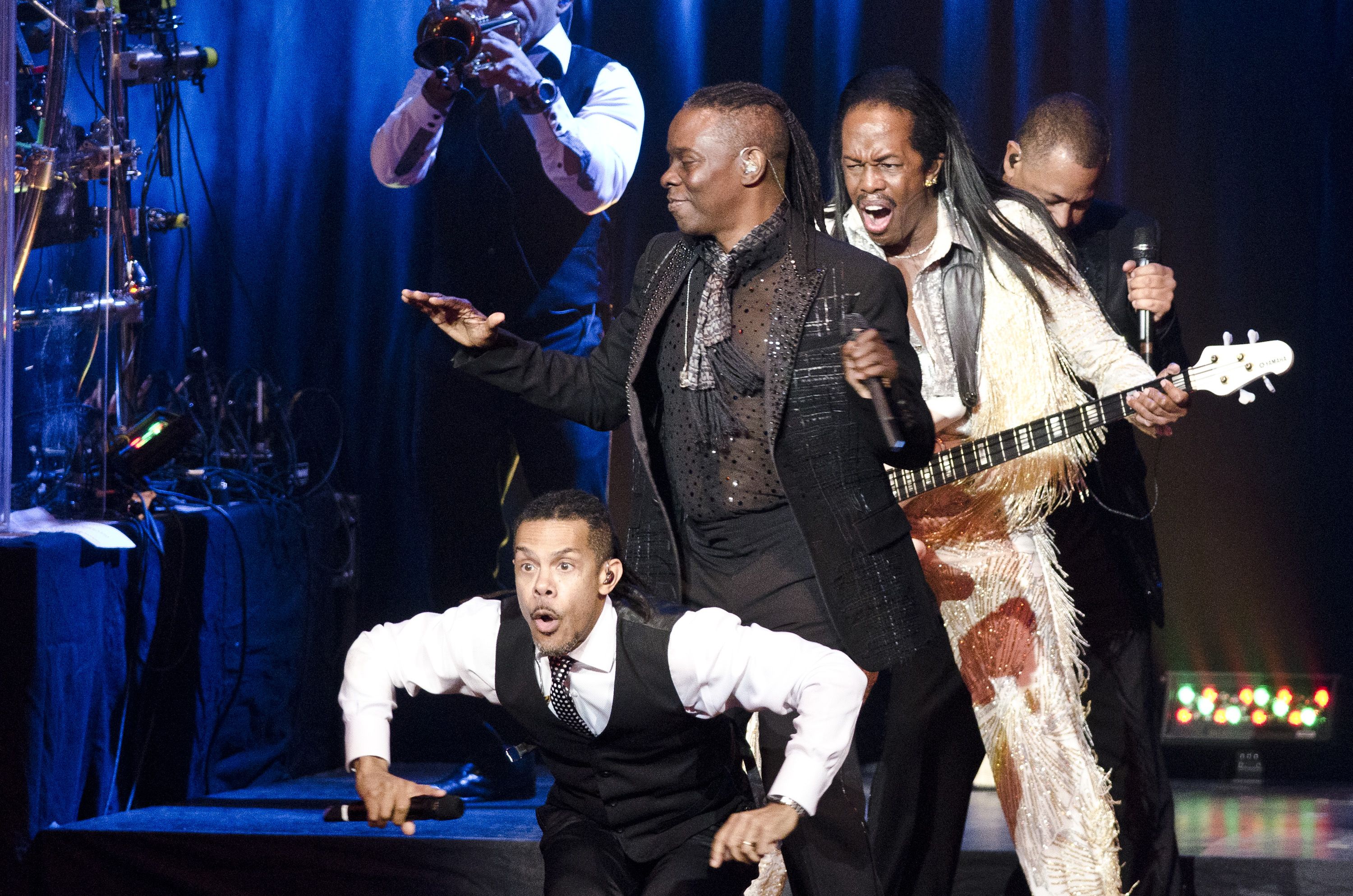 Amerie Featuring Carl Thomas - Image 13 from 10 of the Best Earth, Wind ...