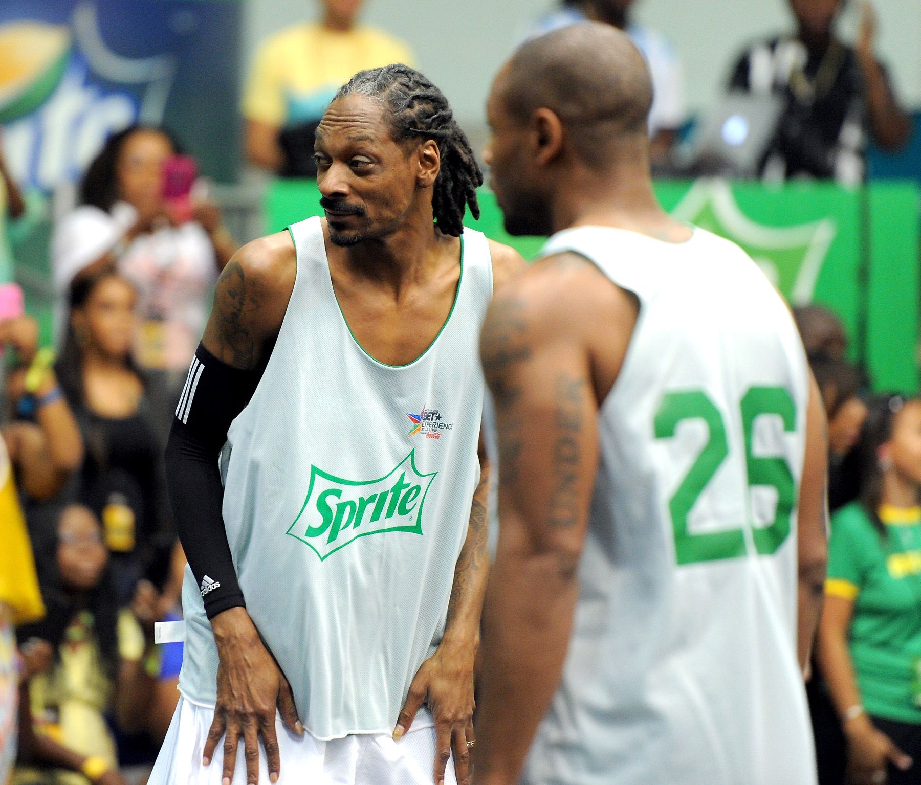 Veterans collide - Snoop - Image 11 from Inside the Celebrity ...