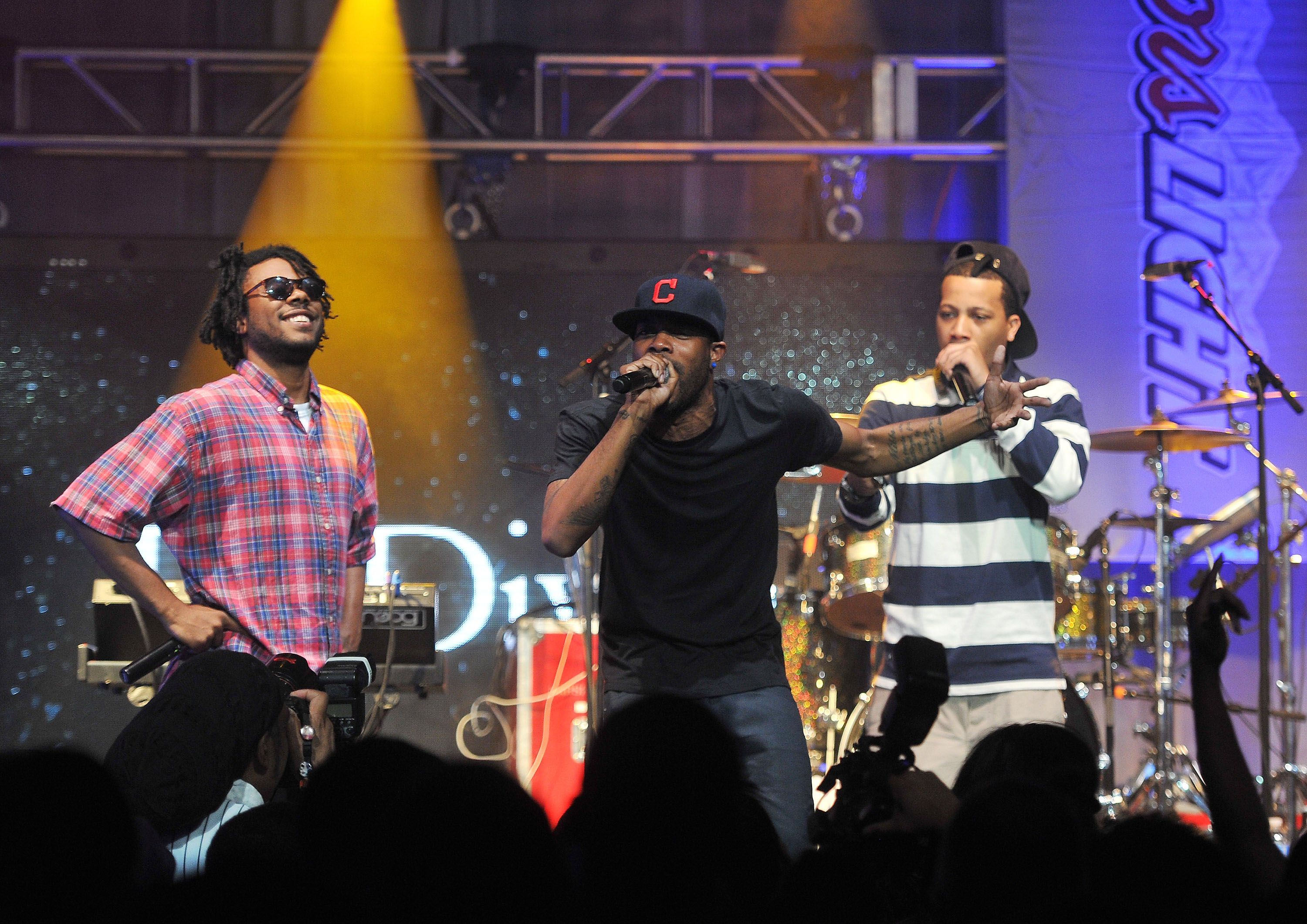 Pac Div, "Mayor" - - Image 10 from Smokin Bars: When Rappers Rep Joe ...