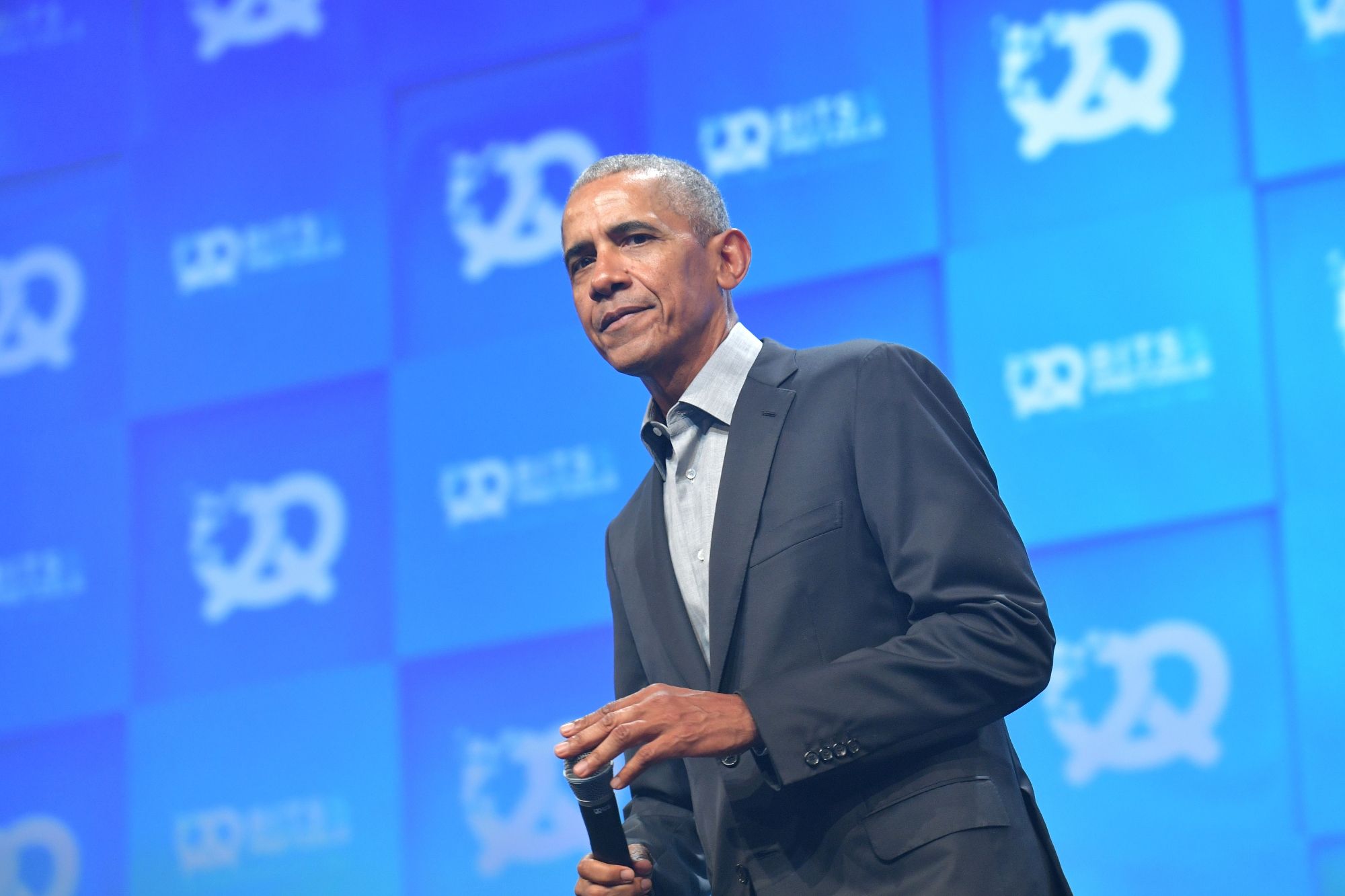 What Barack Obama Told Health Professionals Facing The Coronavirus ...