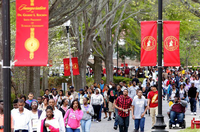 Tuskegee Student Compares Racism - Image 13 from How American Students ...
