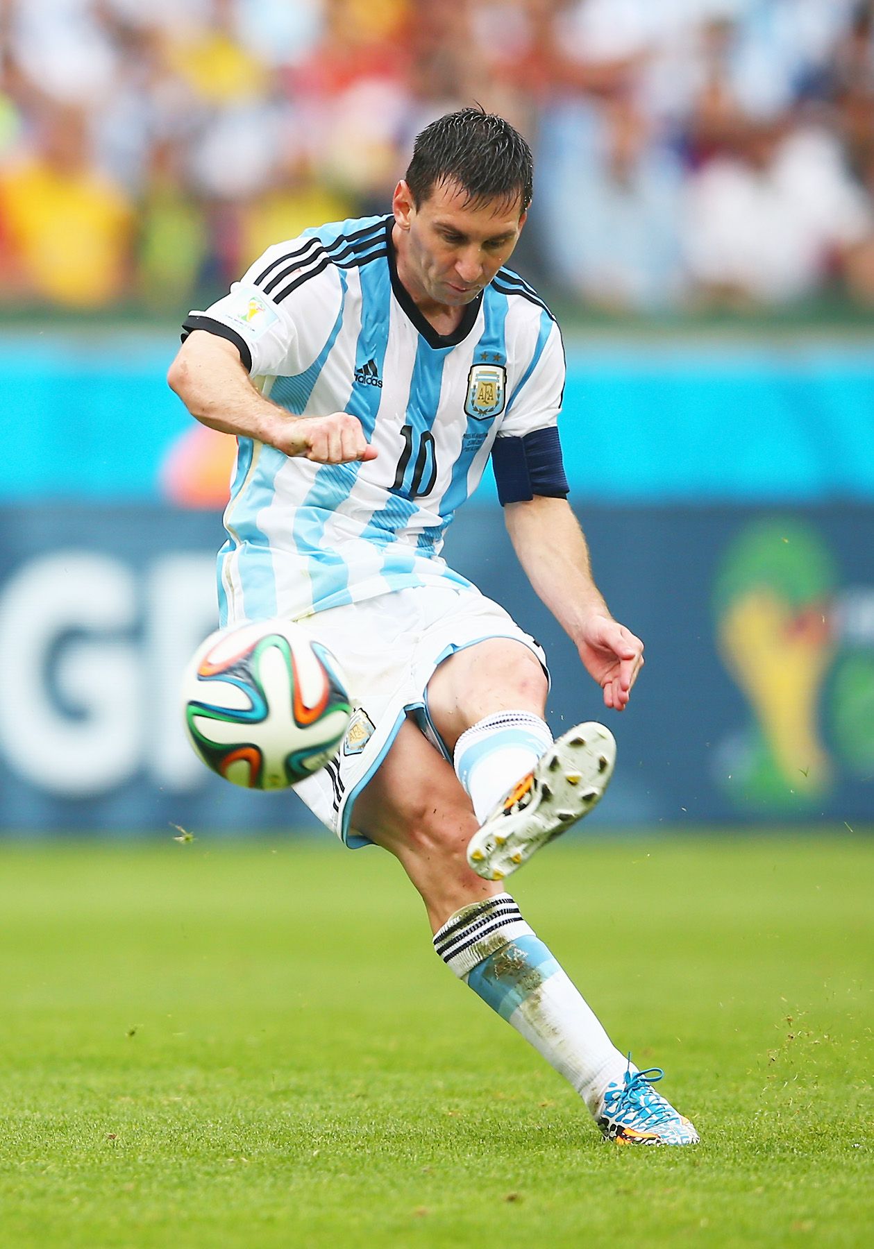 Lionel Messi Scores Two - Image 11 from Sports Buzz: LeBron James, Wade ...