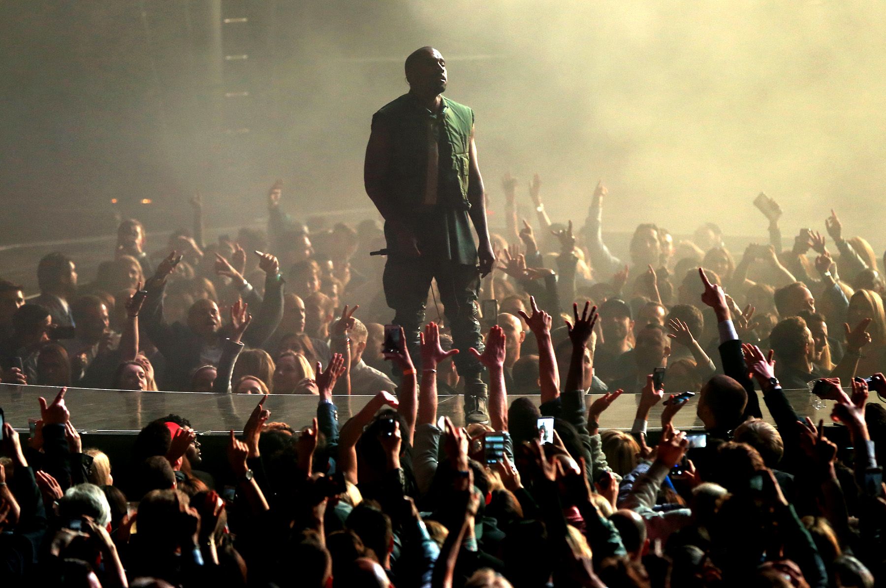 Kanye West - In - Image 2 from Walk It Out: 11 Times Artists Walked Off ...