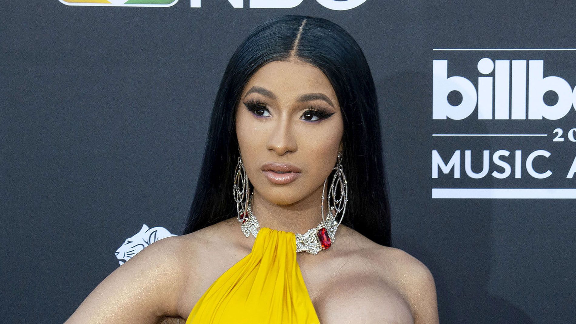 Cardi B Discovers YouTube Vlogger Tasha K Only Has $1083.02 In Her ...