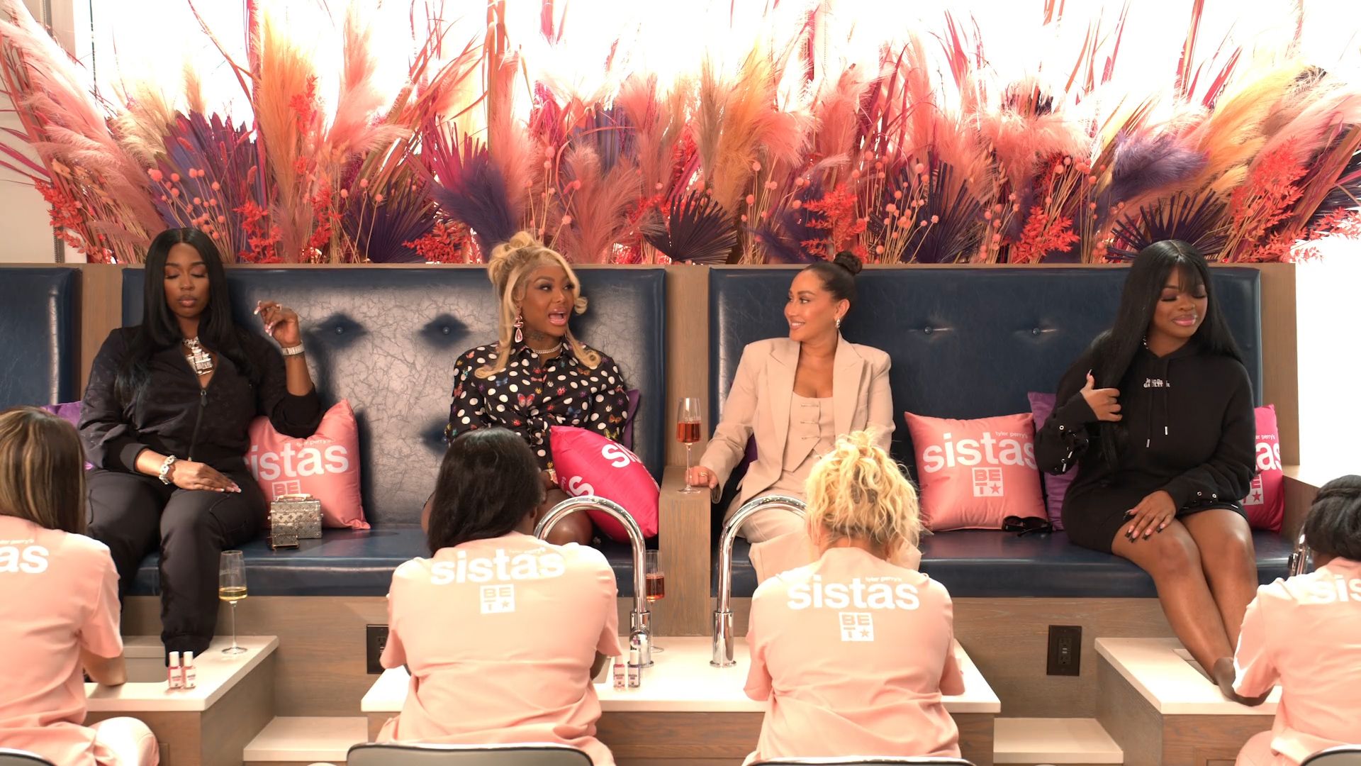 Salon Conversations - Deal Breakers in Relationships - Tyler Perry's ...