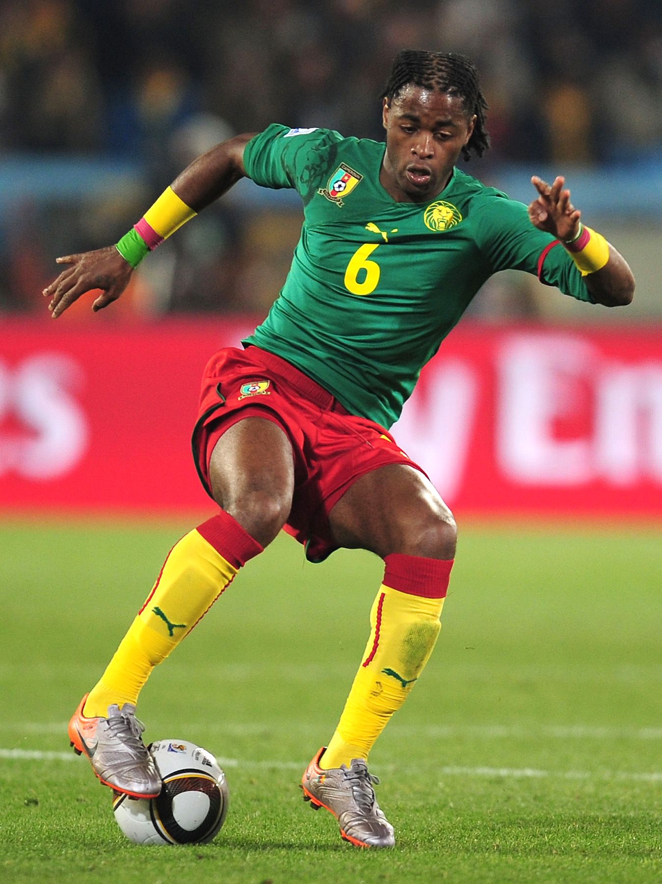 Alex Song (Cameroon) - - Image 5 from Top Black Players to Watch in ...