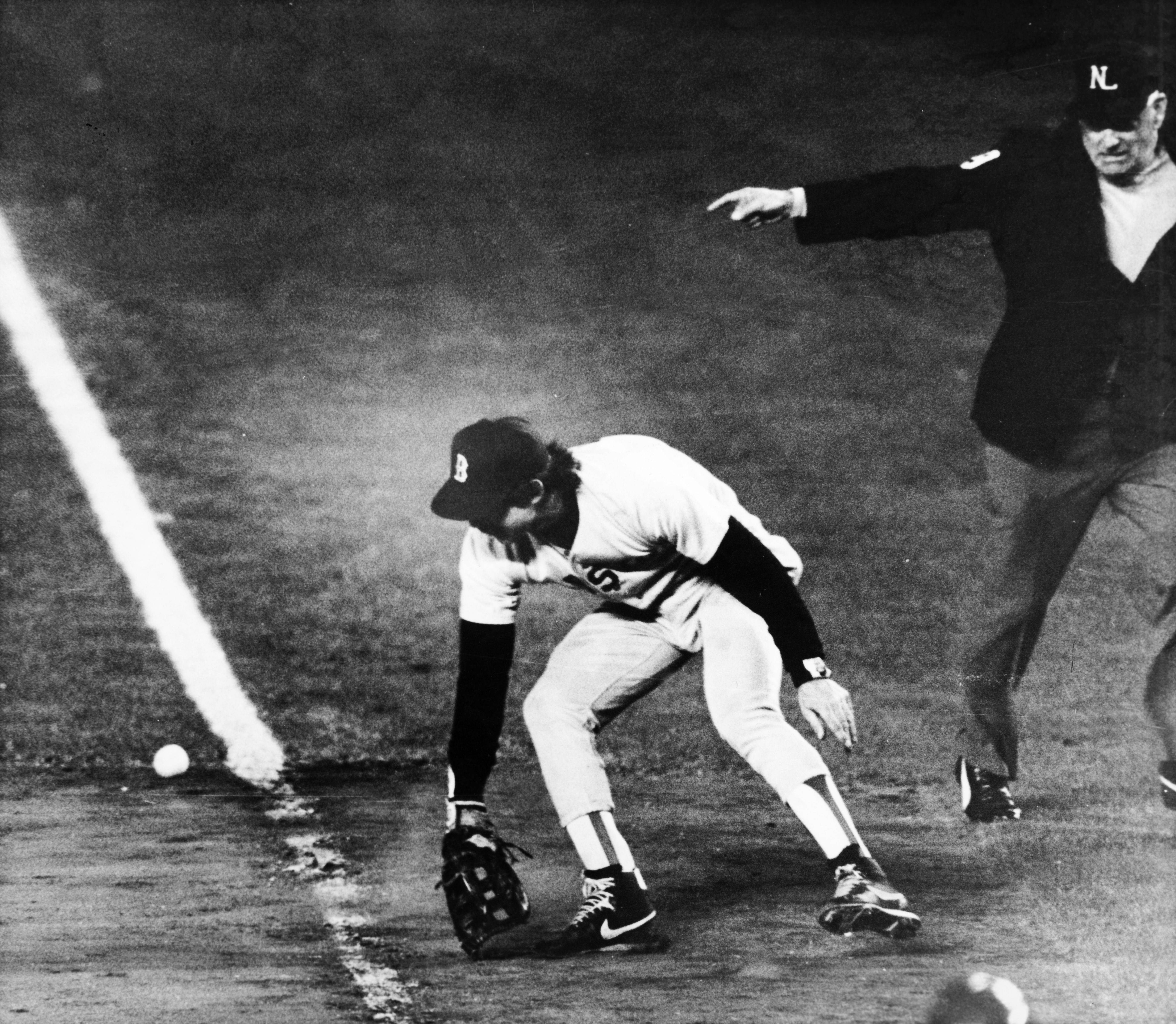 Bill Buckner Got Death - Image 8 from The Worst Chokes in Sports ...