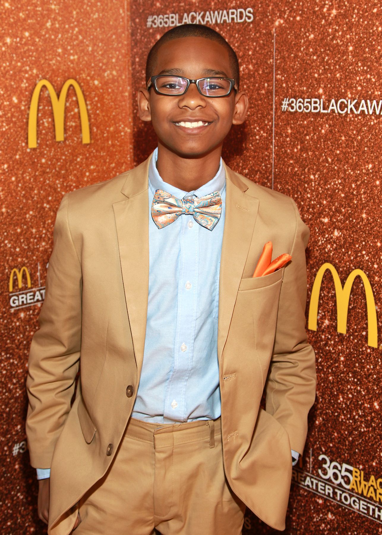 Donovan Smith, Community Choice - Image 18 from 365 Black Awards | BET
