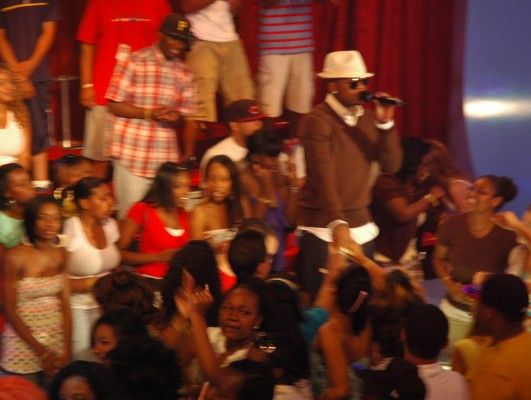 Plies - Janet Jackson - Image 5 from Plies and Ne-Yo perform Bust it ...