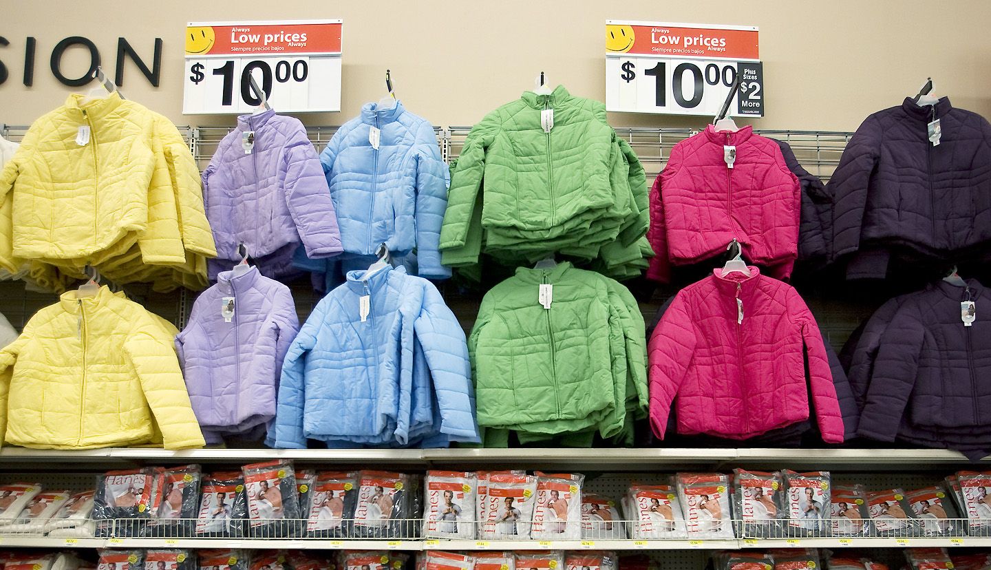 Shop Discount and Check - Image 9 from 10 Realistic Tips to Save Money ...