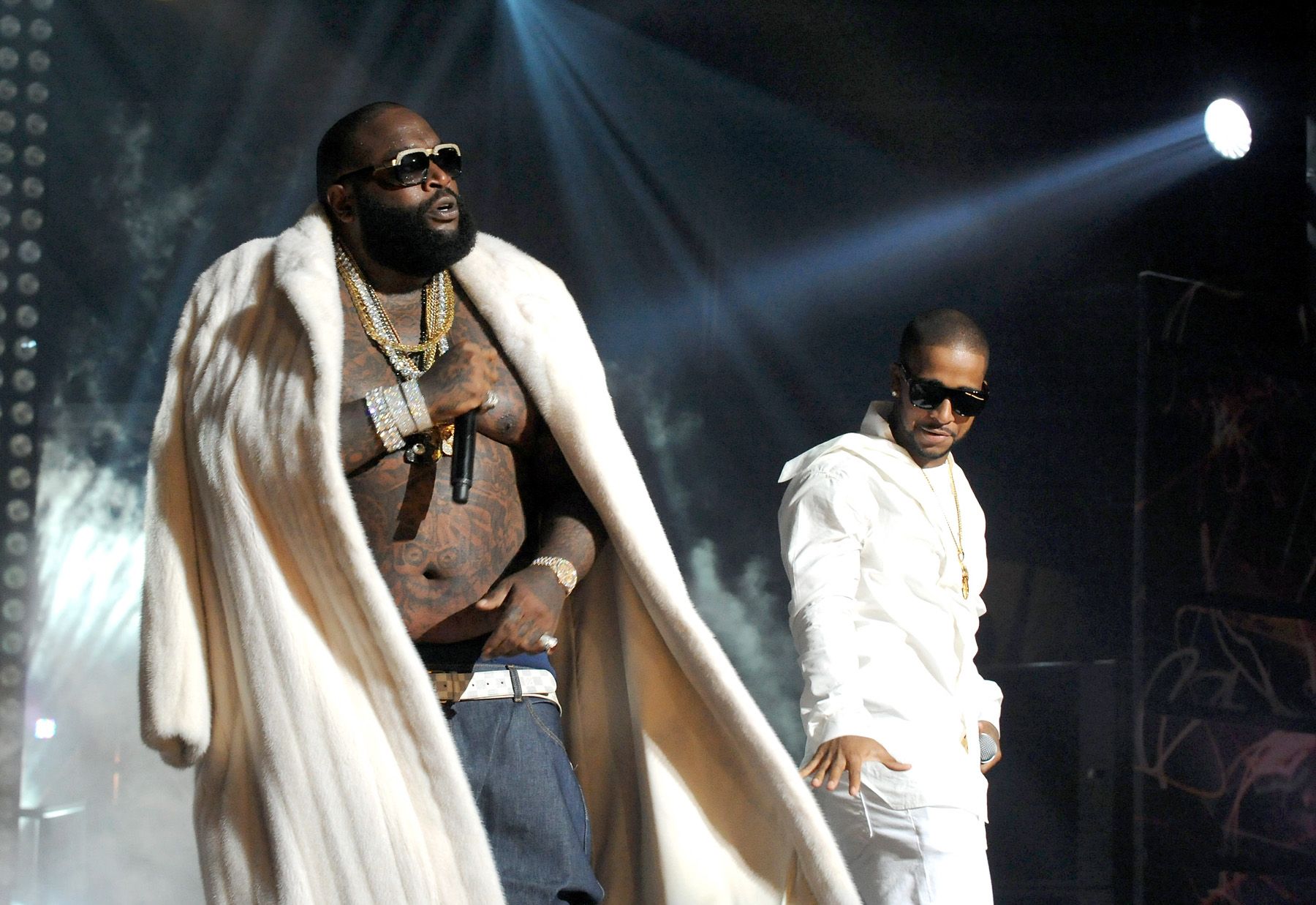 Ross Spreads His Wings - Image 12 from Rick Ross' Biggest Bawse Moments ...