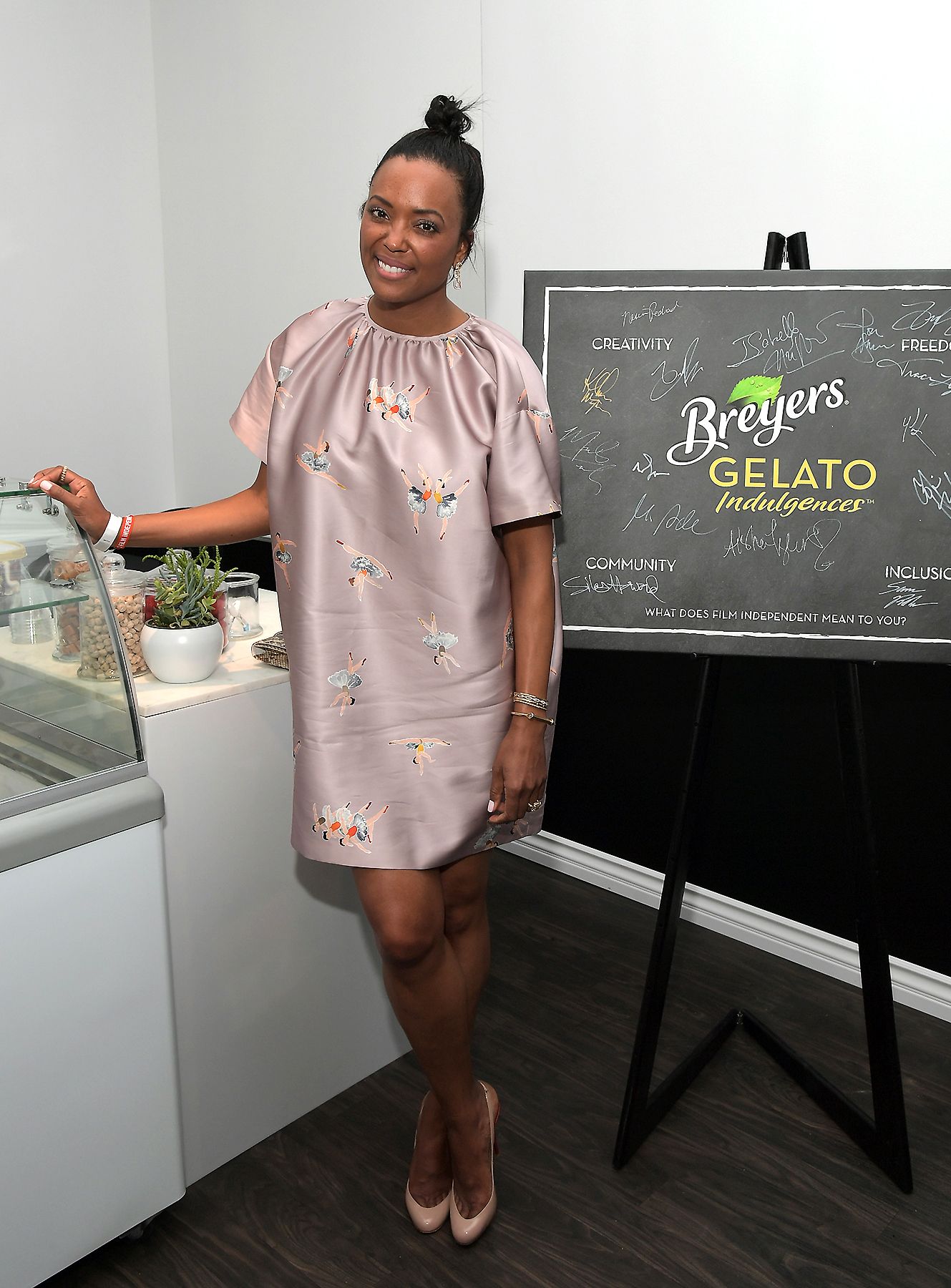 Aisha Tyler - Aisha - Image 48 from Out and About: Chrissy Teigen Is on ...