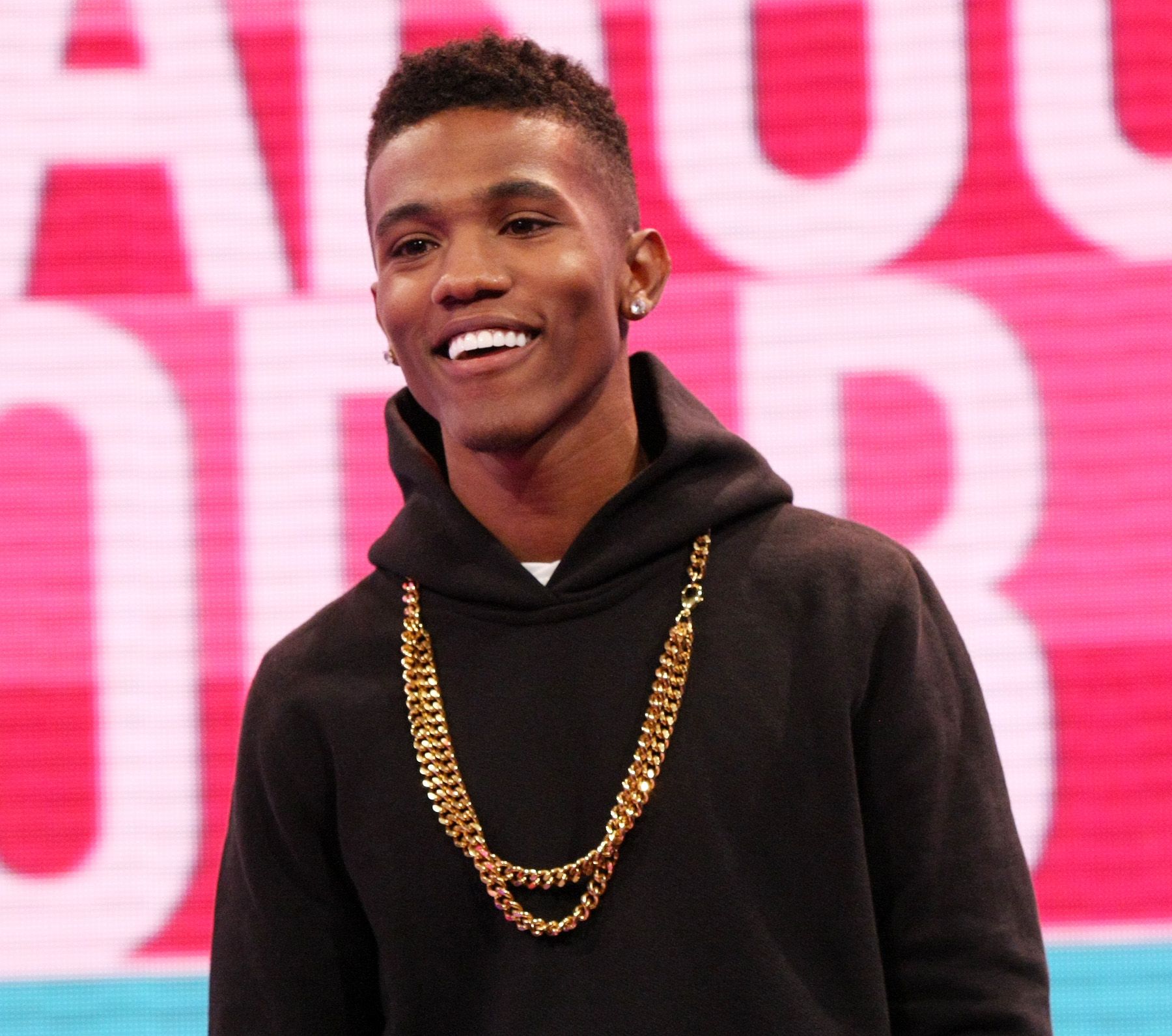 Twerkaholics - Don't miss - Image 4 from The Buzz: Lupita Nyong'o Is ...