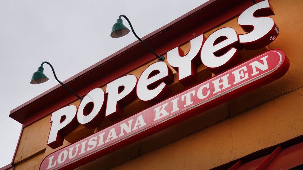 'No Face Masks, Trash The Store': Philly Popeyes Franchise Bans ...