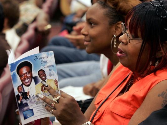 Bernie Mac (1957 - - Image 8 from Photos: Bernie Mac's Memorial Service ...