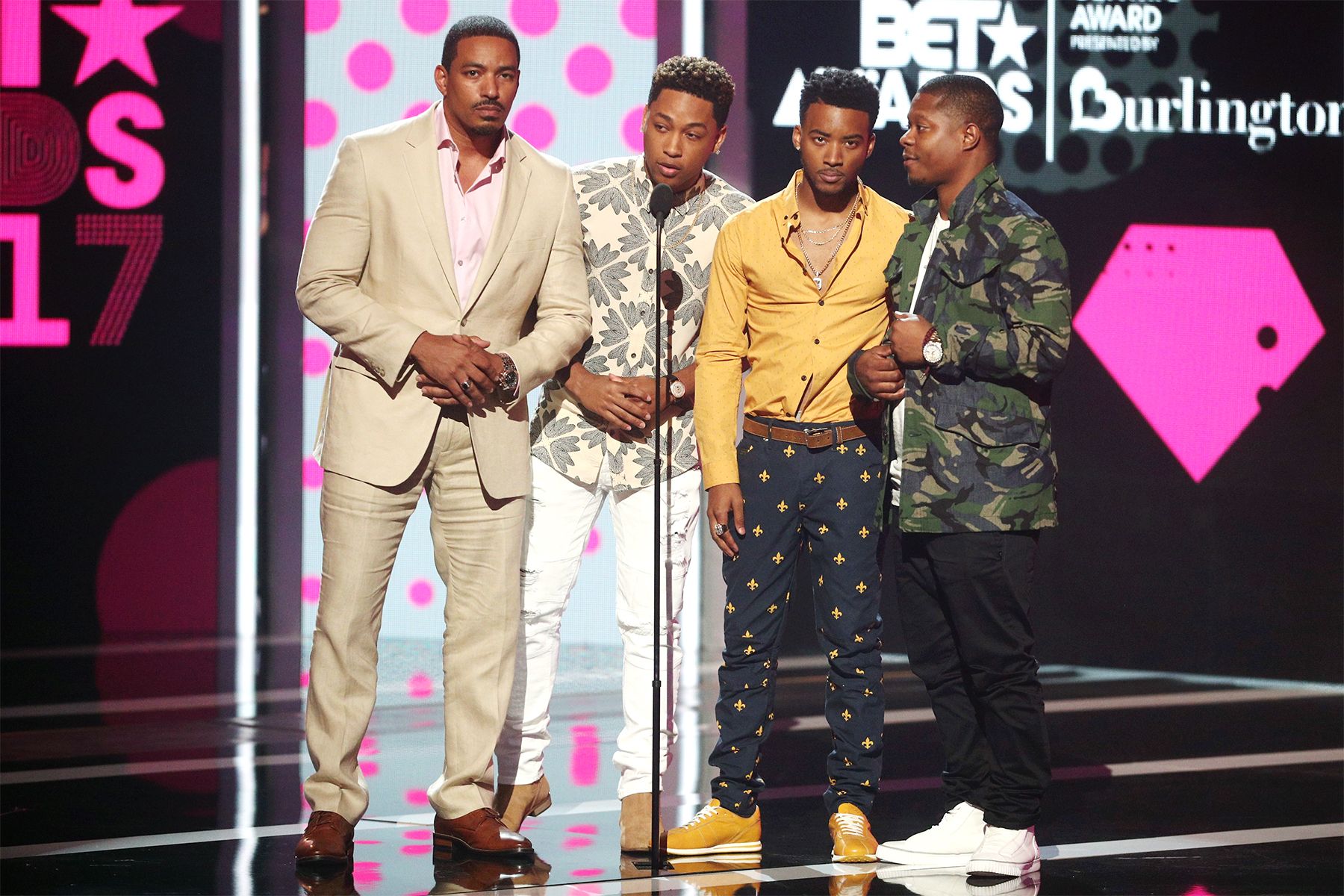 The Detroit Cast Steps - Image 60 from Trending Live! Must-See Show ...