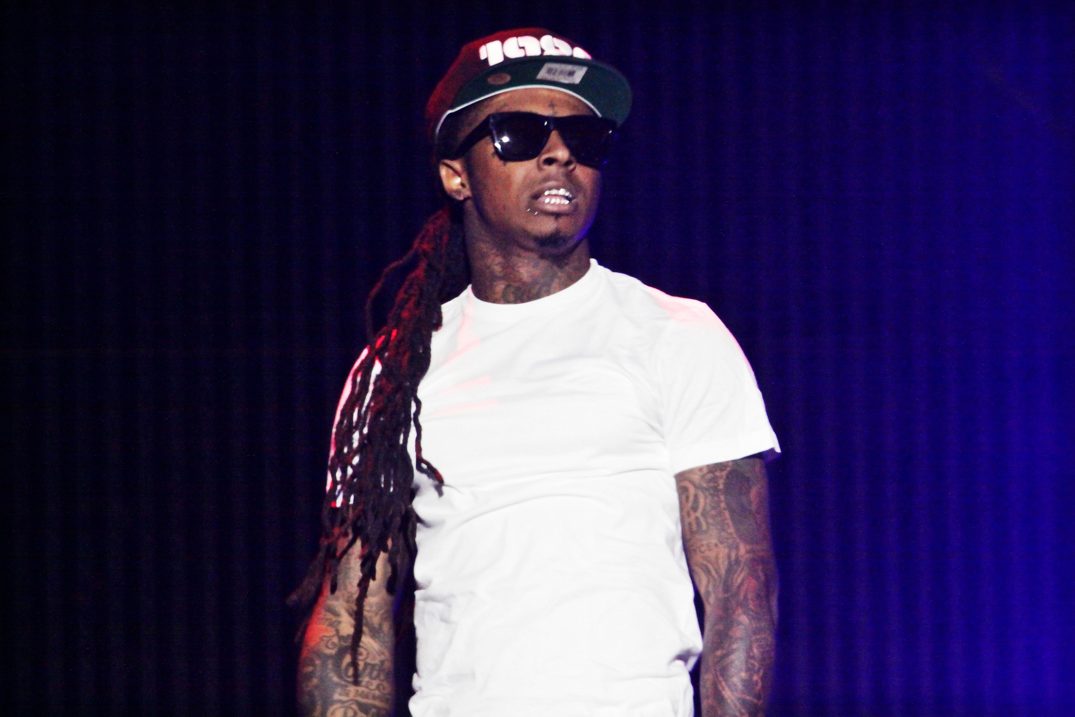 Lil Wayne Pushes Back - Image 3 from Bring That Week Back: Week of ...