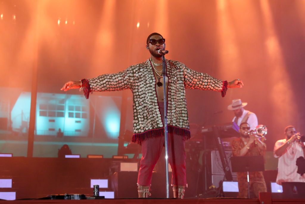 Usher wows the crowd - Image 6 from BET Awards 2024: Usher's Style ...