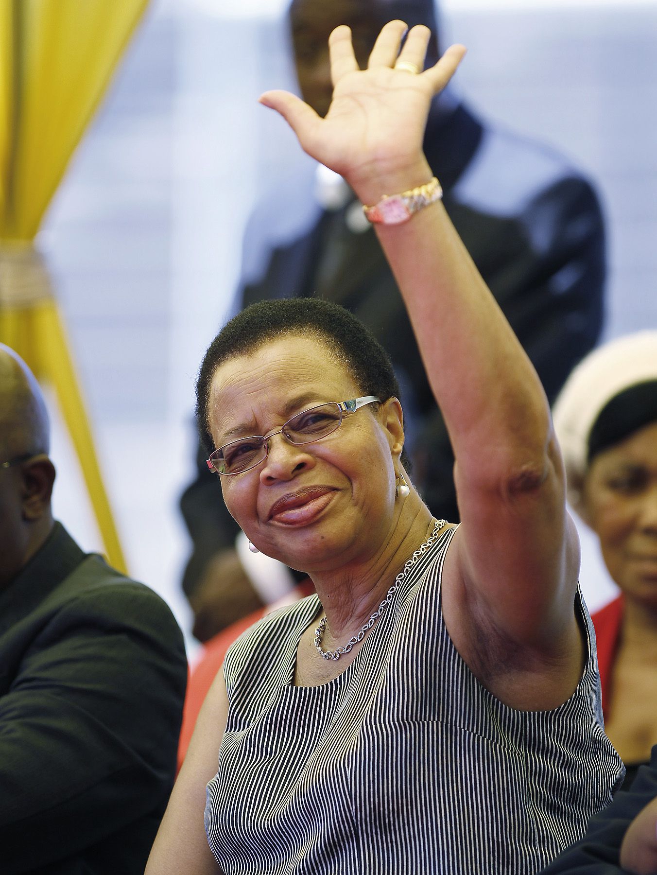 Mandela Family Expresses Gratitude - Image 7 from Global Week in Review ...