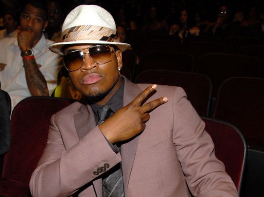 Ne-Yo - Ne-Yo looking - Image 13 from Celebs in the Crowd | BET