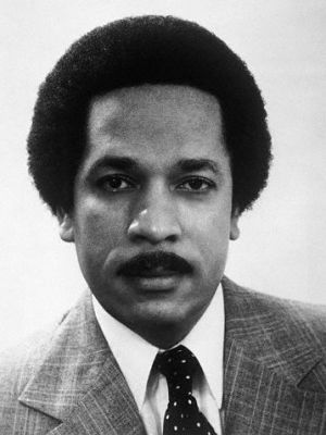 Max Robinson (1939 - - Image 13 from black celebrities we've lost to ...