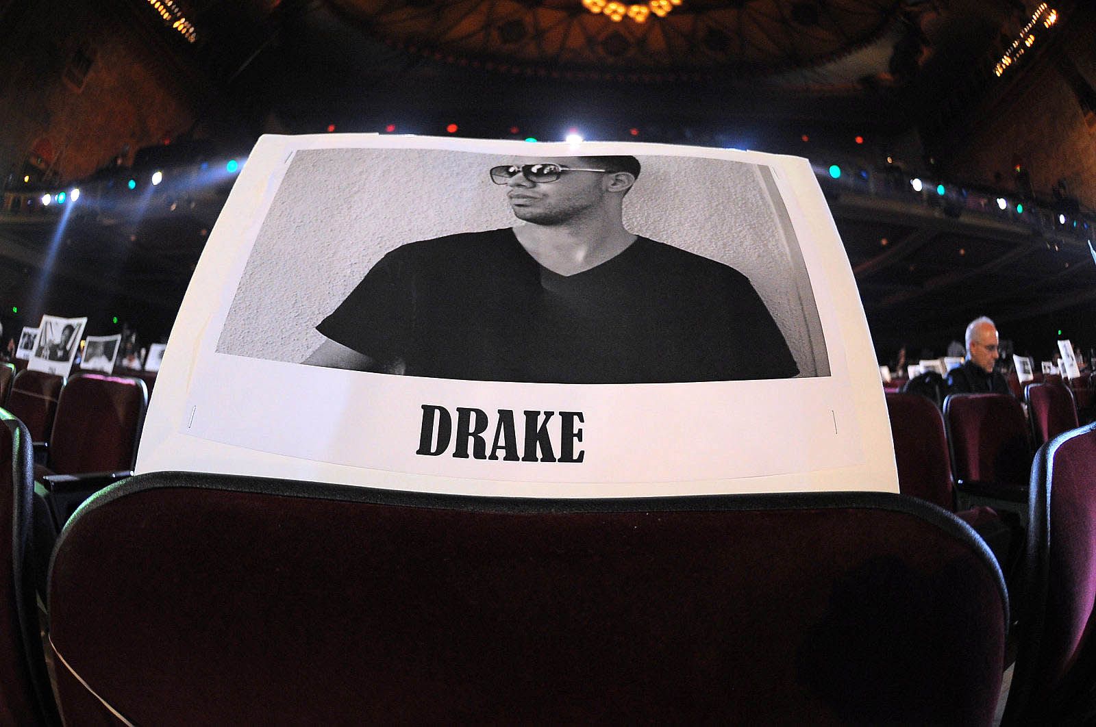 Drake: Aisle C, Row - Image 2 from 2011 BET Awards Seat Check | BET