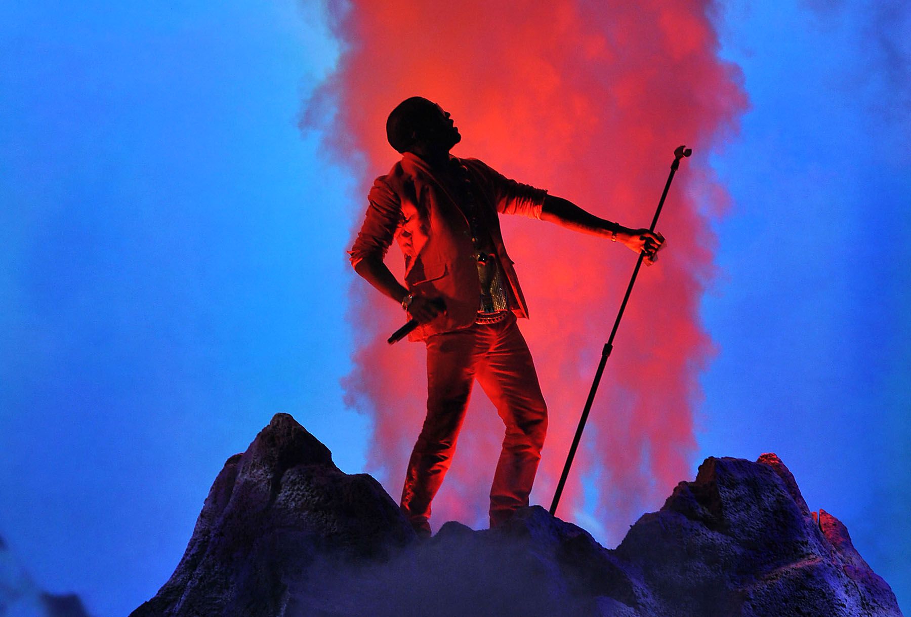Kanye Eruption - Kanye - Image 44 from The Best of the BET Awards 2001 ...
