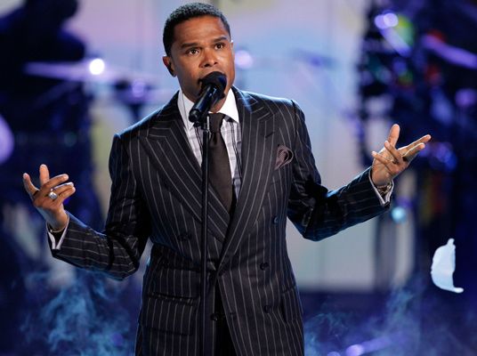 New Gallery Entry - Image 11 from 2009 BET Awards Performances | BET