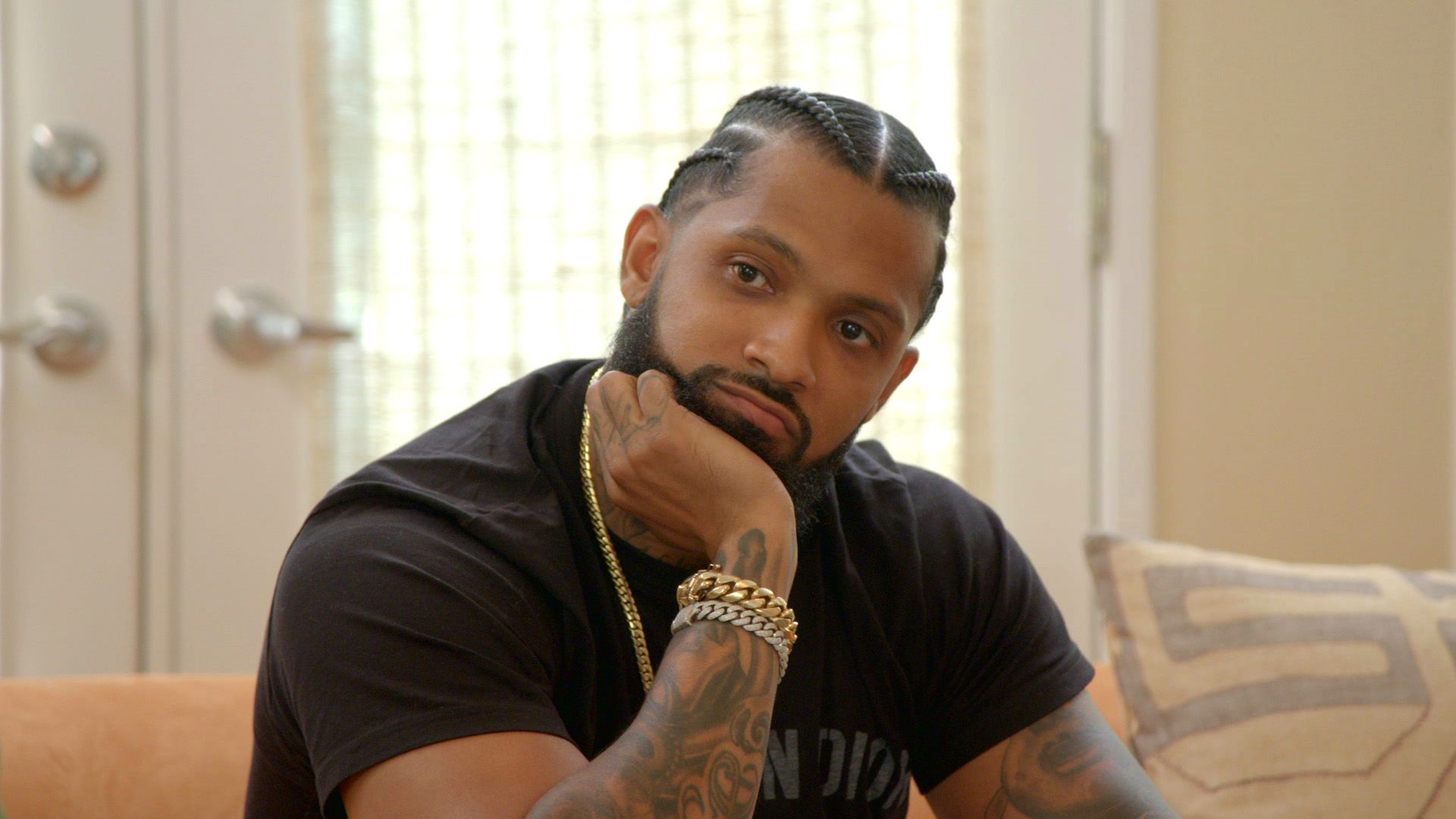 Ryan Recalls Trauma from His Past - Black Ink Crew Chicago (Video Clip ...