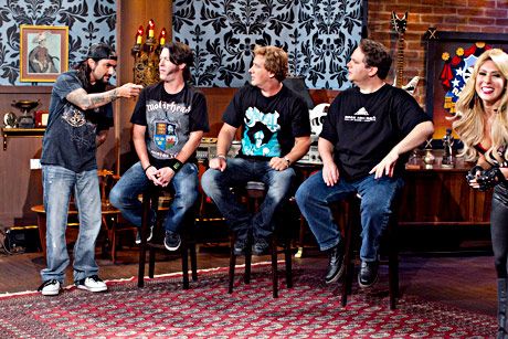 Mike Portnoy arrives early - Image 2 from That Metal Show On Set With ...