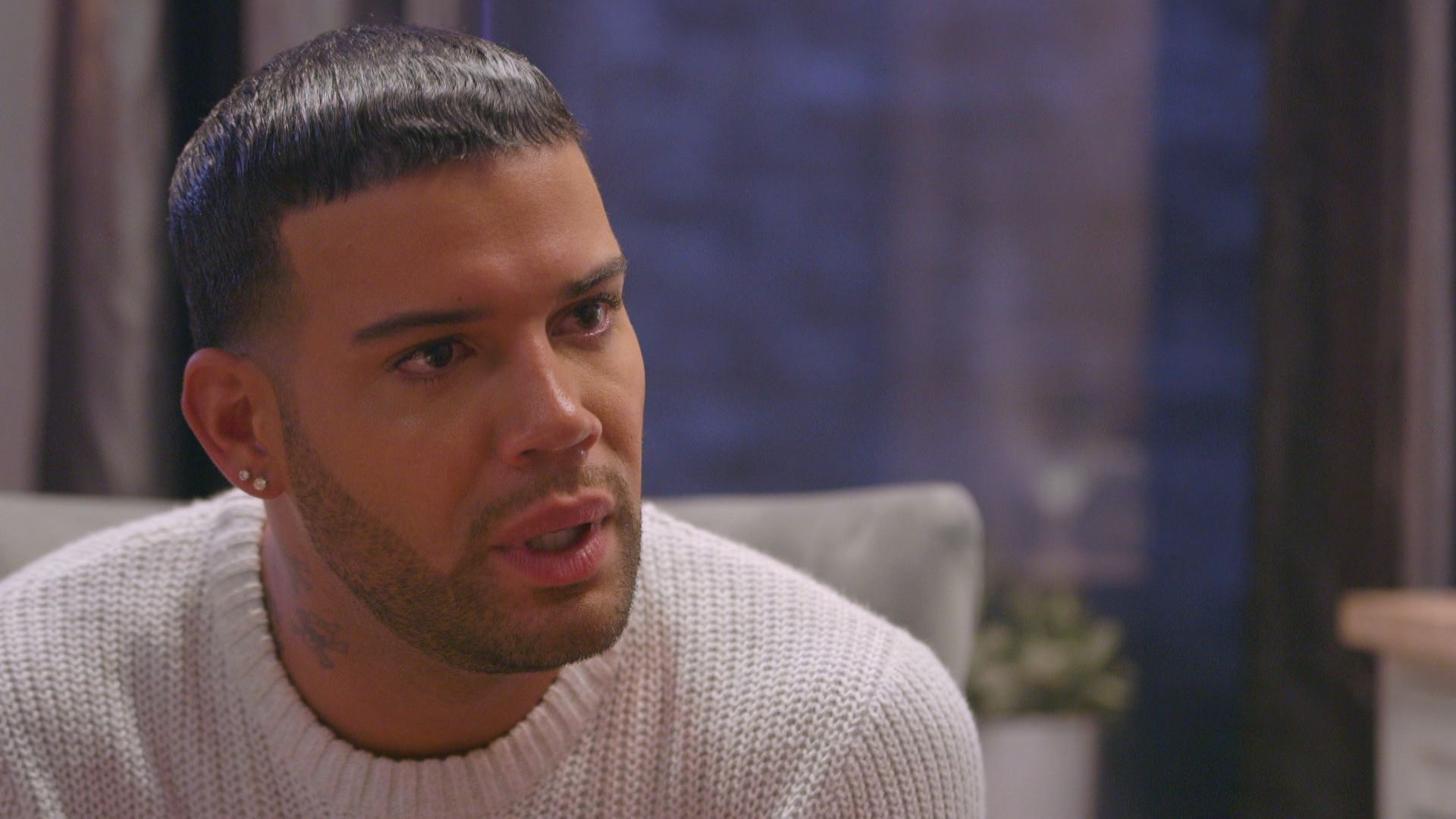 Jonathan Comes to Terms with His Father's Death - Love & Hip Hop New ...
